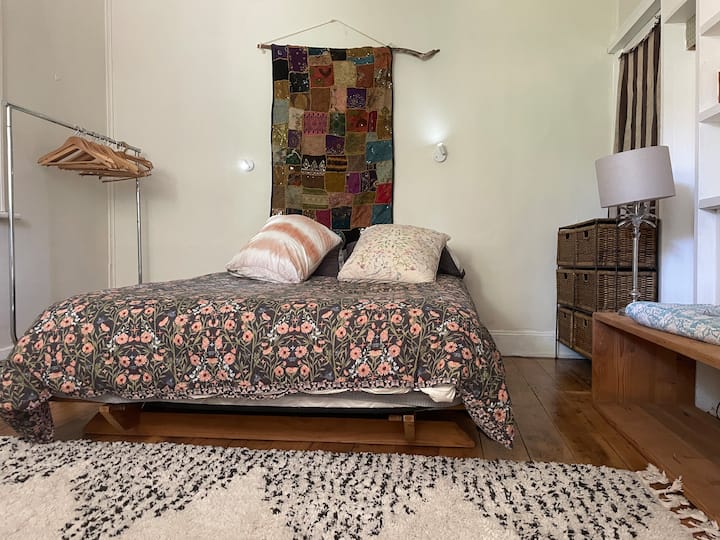 Quiet Eastern Suburbs Retreat - Adelaide