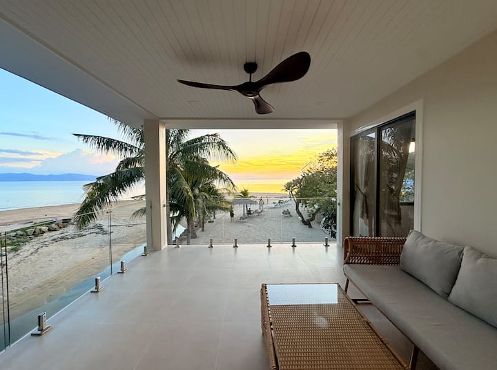 Beachfront 4 Bedroom Villa With Amazing Ocean View - パンガン島