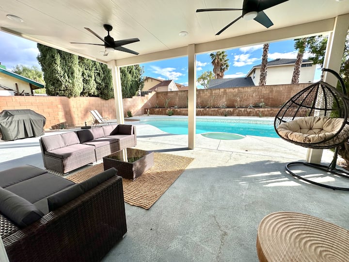 Newly Remodeled House, Spa, Bbq, Six Flags (9 Mi) - 聖塔克拉利塔