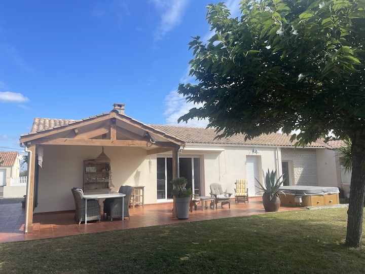 Maison Proche Ocean, Calme Et Detente, Jacuzzi. - La Tranche-sur-Mer