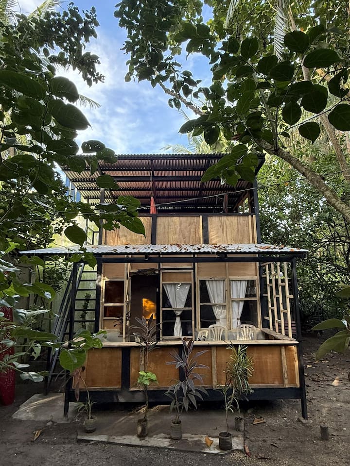 Lola Sayong Xanti’silong - Gubat