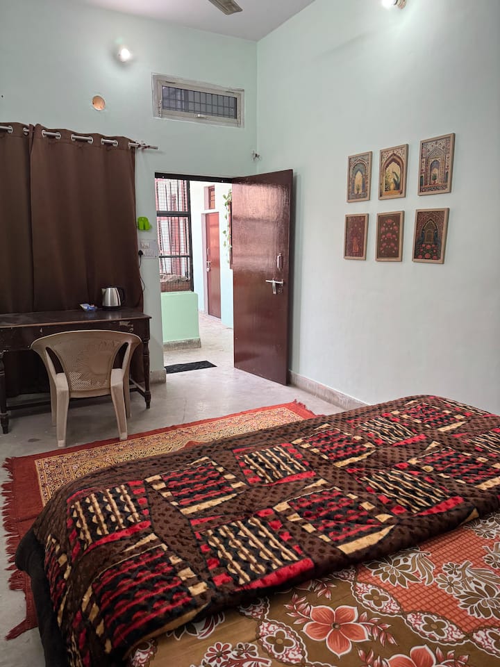2bhk With Kitchen | Terrace | Mini Garden - Vrindavan
