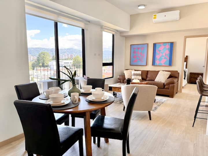 Executive Dúo Apartment In Zone 10 With Ac - Guatemala City