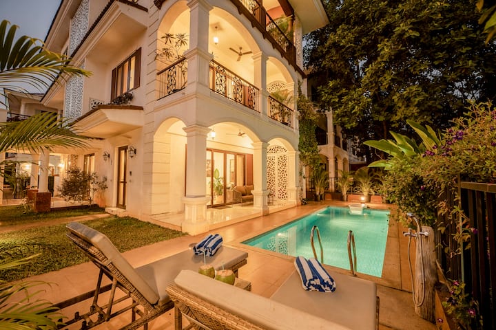 4 Bedroom Private Villa With Pool, Lift, Clubhouse - Goa