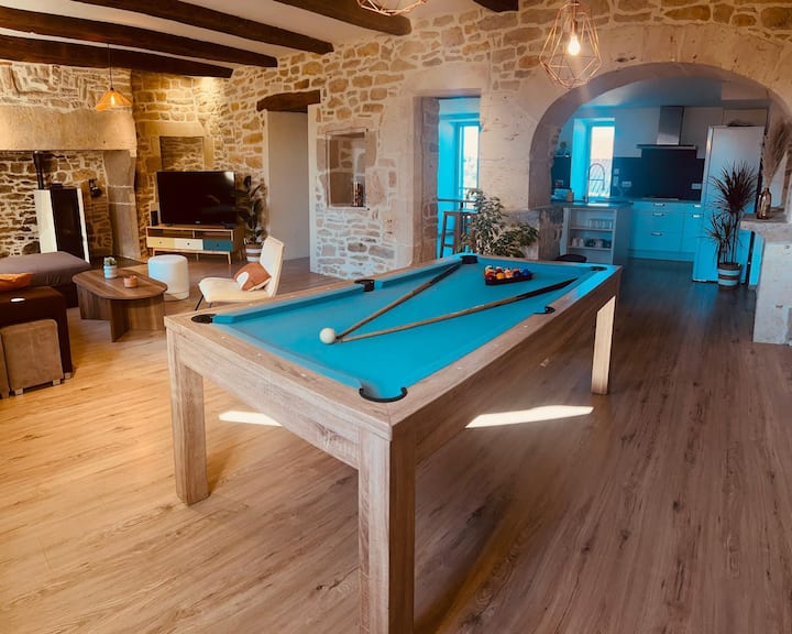 Maison De Caractère Au Cœur Du Bourg De Martiel - Aveyron