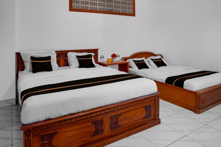 Family-friendly Luxury Suite W/free Wifi/parking - Padang