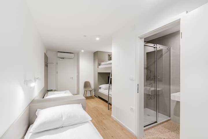 Quadruple Room W/ Private Bathroom - Most na Soči