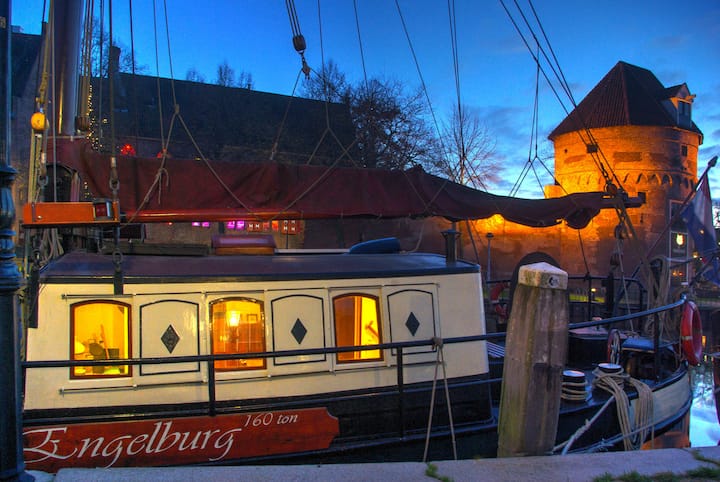 Heerlijk Romantisch Overnachten Op Het Water - Zwolle