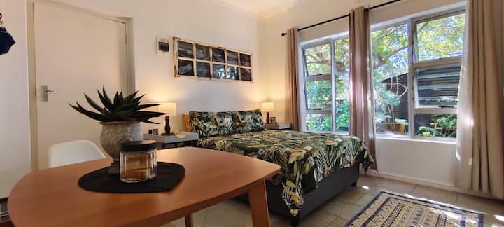 Grey Garden Cottage - Somerset West