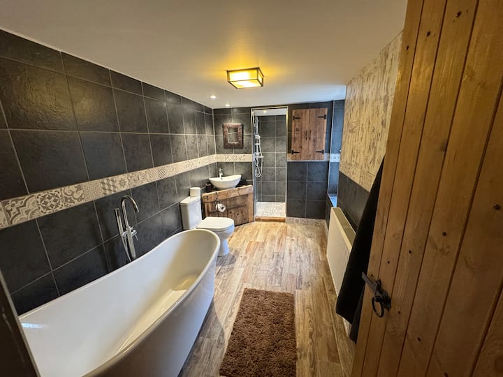 The Burrow - Self Contained 1 Bed Flat With Garden - Scarborough