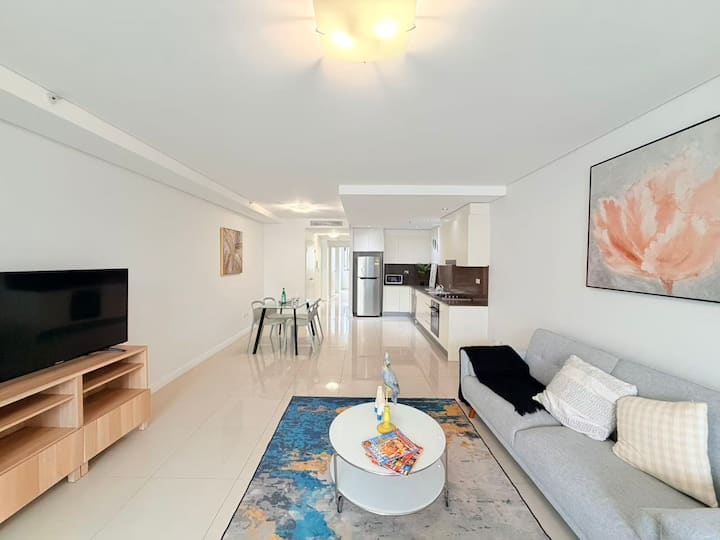 North-facing 2br Apartment In The Heart Of Mascot - Sydney