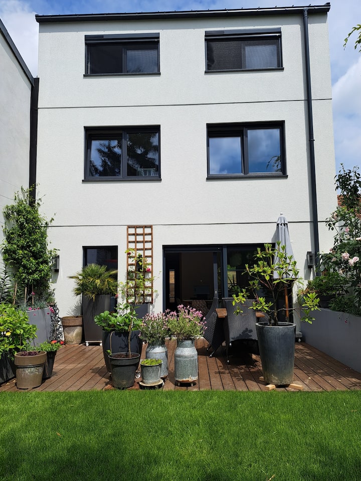 Maison & Jardinet Au Calme à 10min De Paris - Nogent-sur-Marne