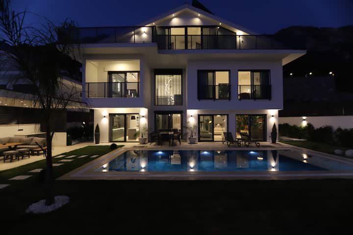 Villa Othello Isıtmalı Havuzlu Luxury - Türkei