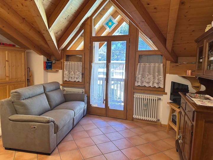 Mansarda Pratica Ed Accogliente - Moena