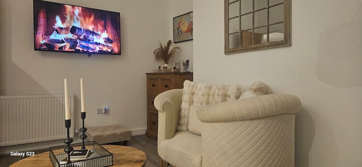 2 Bed Beautiful Apartment. Modern, Fresh & Cozy - Nottingham