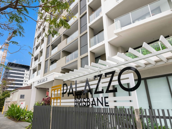 Modern 2b2b Retreat In Woolloongabba. - Brisbane