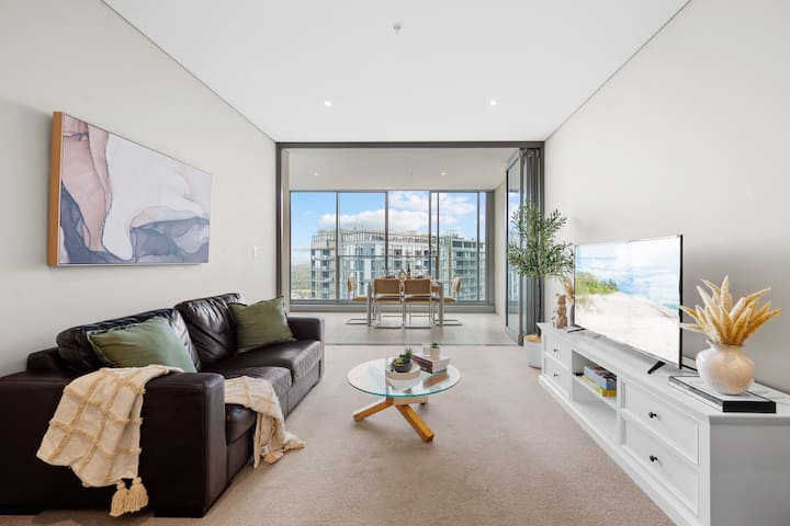 High-rise Haven With Spectacular Skyline Views - Auburn