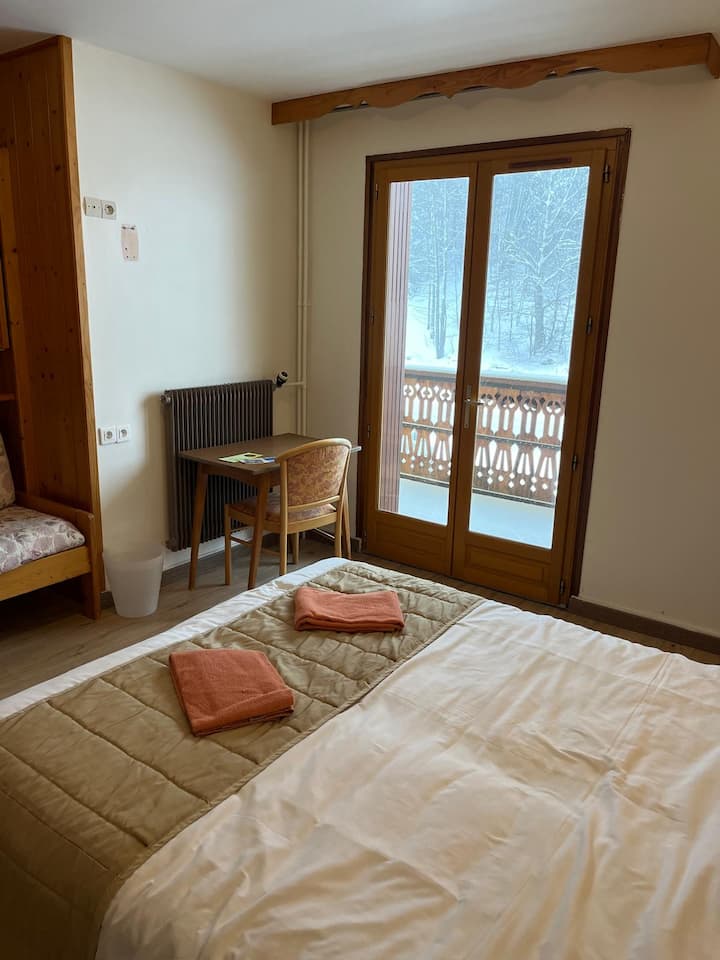 Hôtel Chaleureux Au Pied Des Pistes De Lamoura - Lamoura