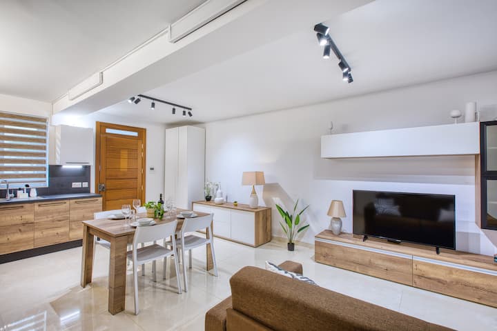 Modern & Cosy 1br By The Marina | Sf Homes - Malte
