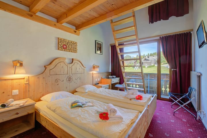 Hotel Relais Alpin Family Loft & Balcony3 - Gstaad