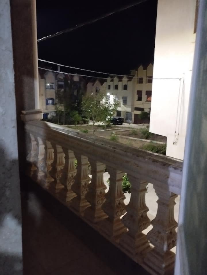 Appartement Le Rocher De L'atlas Calme Et Paisible - Azrú