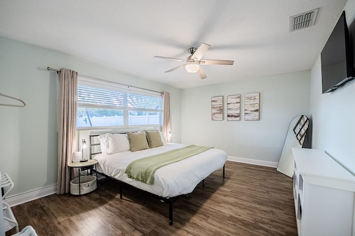 The Duchess House - Sleeps 10 Guests - Lakeland, FL