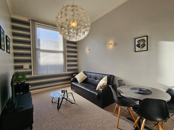 Duplex Near Ocean Village & Cruise Terminal - Southampton