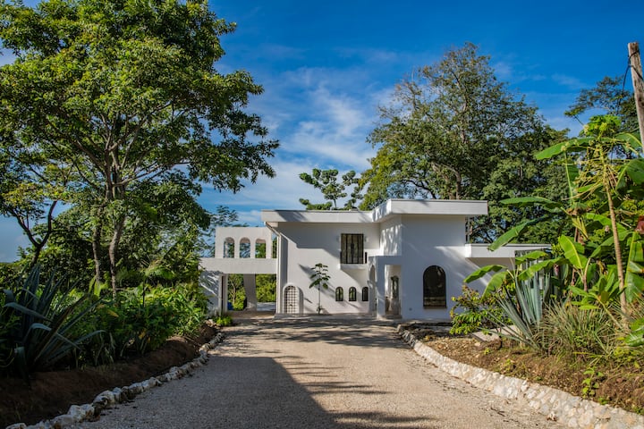 Brand New Luxury Villa With Infinity Pool - Nosara