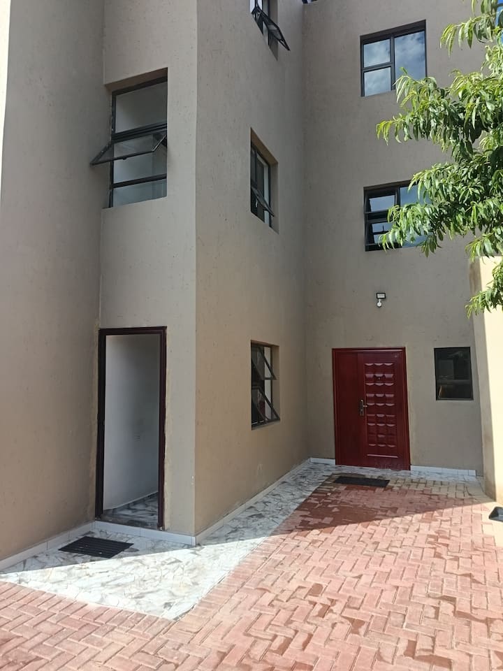 The Thaelo Villa - Soweto