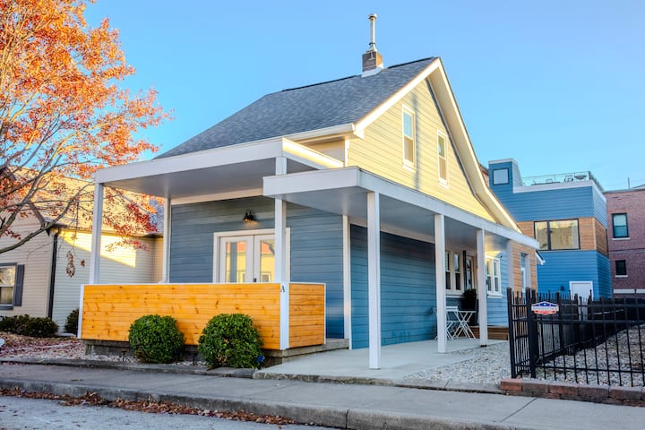 Walk To Games & Conventions–the Bluebird Cottage - Garfield Park Indianapolis