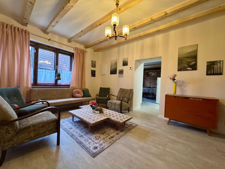 Klobucké Retro Bydlení - Vršatské Podhradie