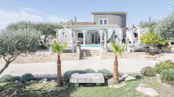 Superb Luxury Villa With Pool And Private Heli Pad - Vers-Pont-du-Gard