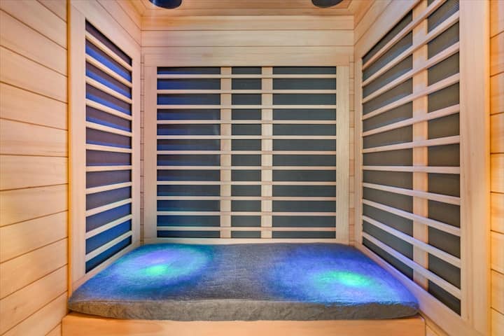 Relaxing Retreat- Infrared Sauna, Hot-tub & More! - Coeur d'Alene, ID