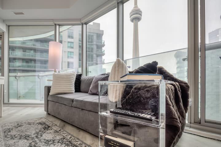 Fifa Location! Modern 2br In Heart Of Downtown - Toronto, ON