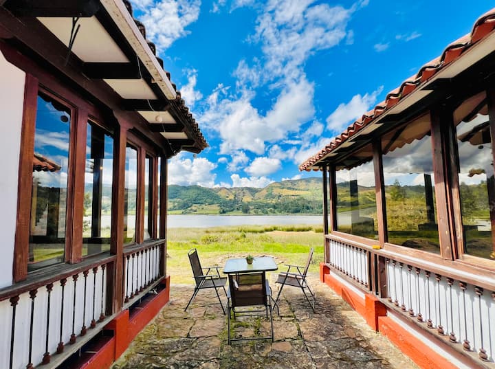 Casa Frente A La Laguna De Suesca - Cucunubá