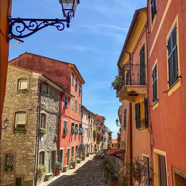 Room With Private Terrace And River View - Lerici