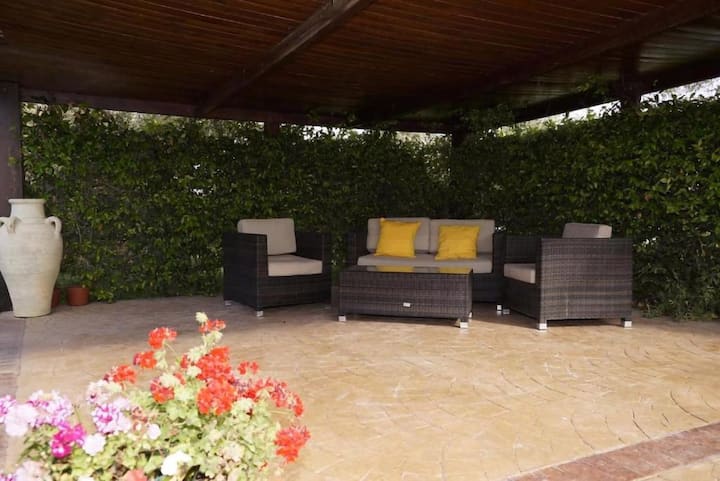 Villa Piricone Immersa Nel Verde Di Un Uliveto - Orosei