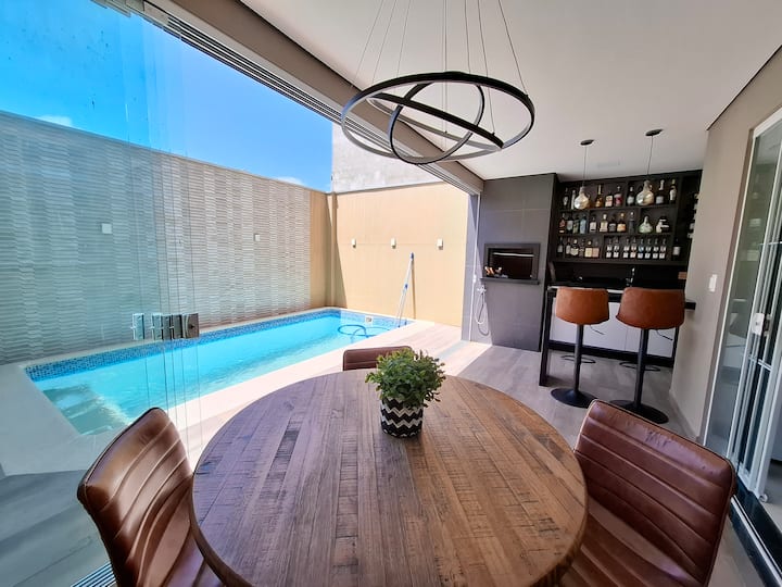 ÓTimo Sobrado A 200 Metros Da Praia - Pôrto Belo