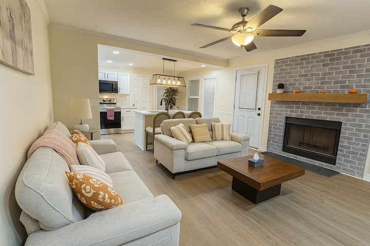 Newly Renovated • Spacious 4br Brick Ranch - Fayetteville, NC