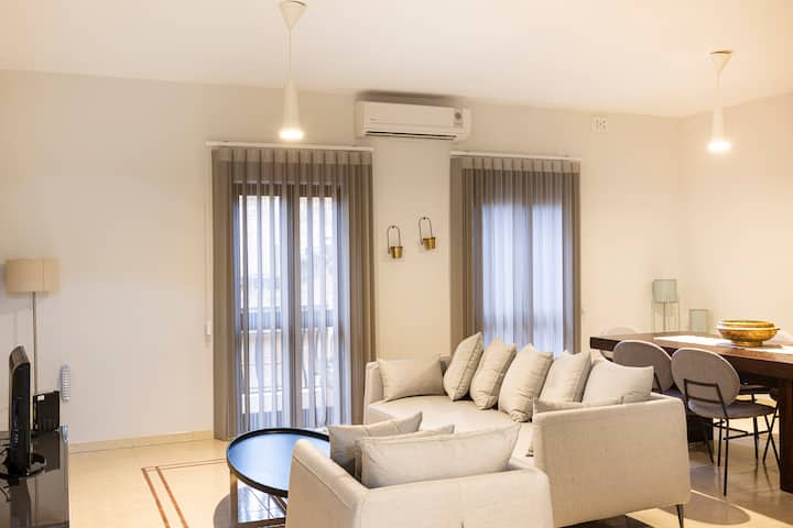 Xmajjar Suites / Sea Side / Spacious - Malta