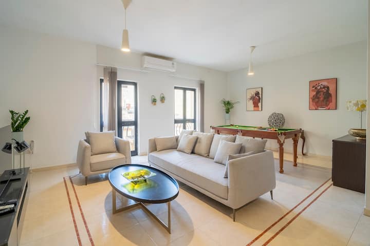 Xmajjar Suites / Sea Side Views/ Pool Table - Valletta