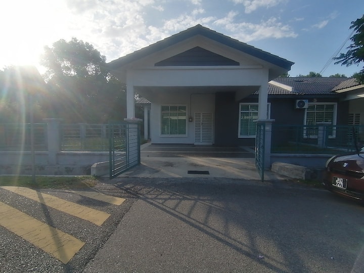 Rumah Armand Tmn Sg Baru Ilir Masjid Tanah Melaka - Kuala Sungai Baru
