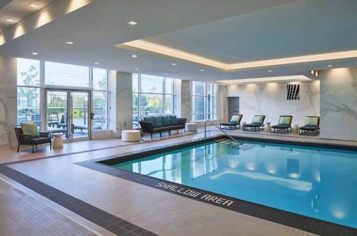 Brand New Stylish Condo - Toronto