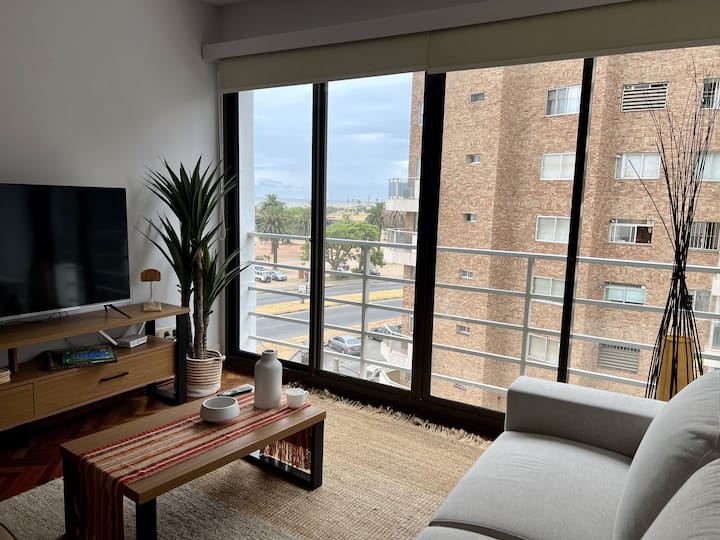 Apartamento En Punta Carretas - Montevidéu