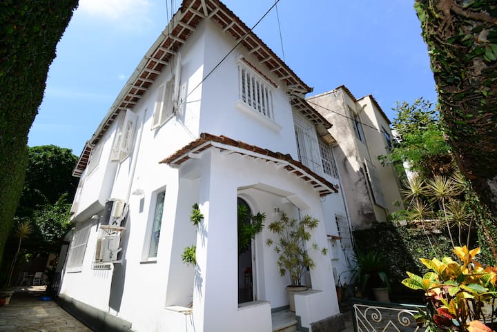 14jd| Pool House, 5br, Pool & Bbq, Super Safe Area - Rio de Janeiro
