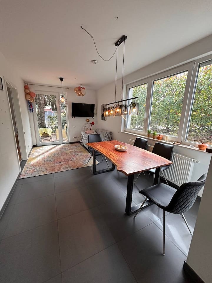 Eine Gemütliche Und Helle Wohnung In Heidelberg - 하이델베르크