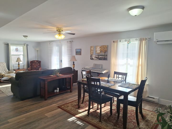 Sussex Nb-golf, Ski & Atv-picadilly Mountain Suite - Sussex, NB, Canada