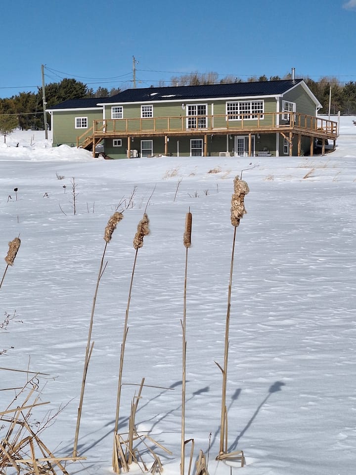 Sussex Nb-golf, Ski & Atv-picadilly Mountain Suite - Sussex, NB, Canada