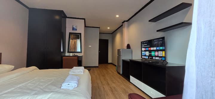 Taxim Residence 
Queen Room - Patong Beach