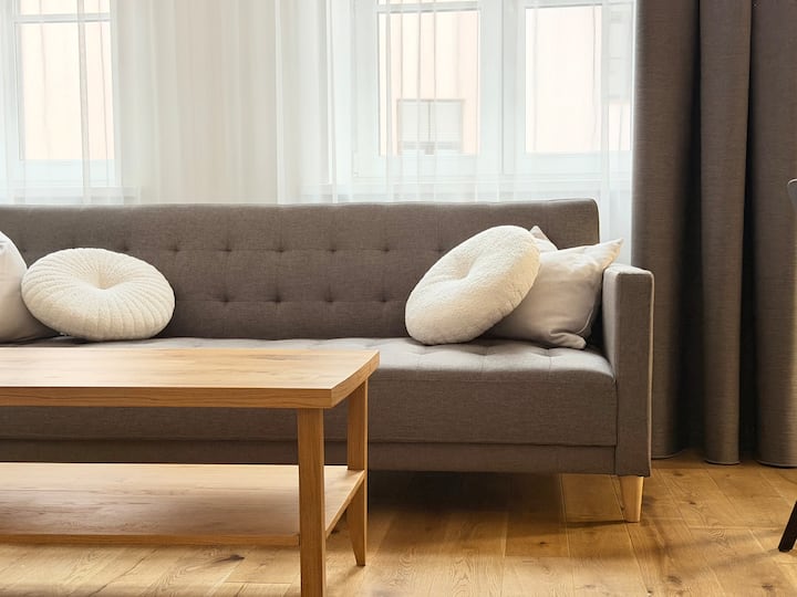 Amazing Location & 2 Bedrooms | 2 Bathrooms | Top - Riga